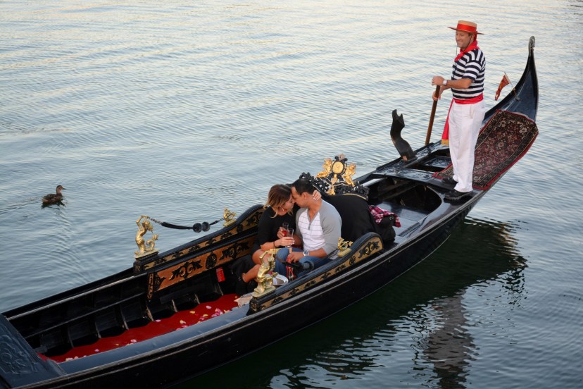 Gondola Adventures of Newport Beach | Romantic Gondola Cruises